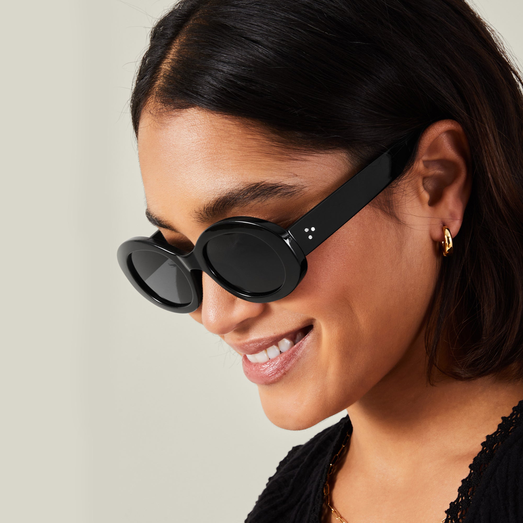Chunky Oval Sunglasses Black - Accessorize India