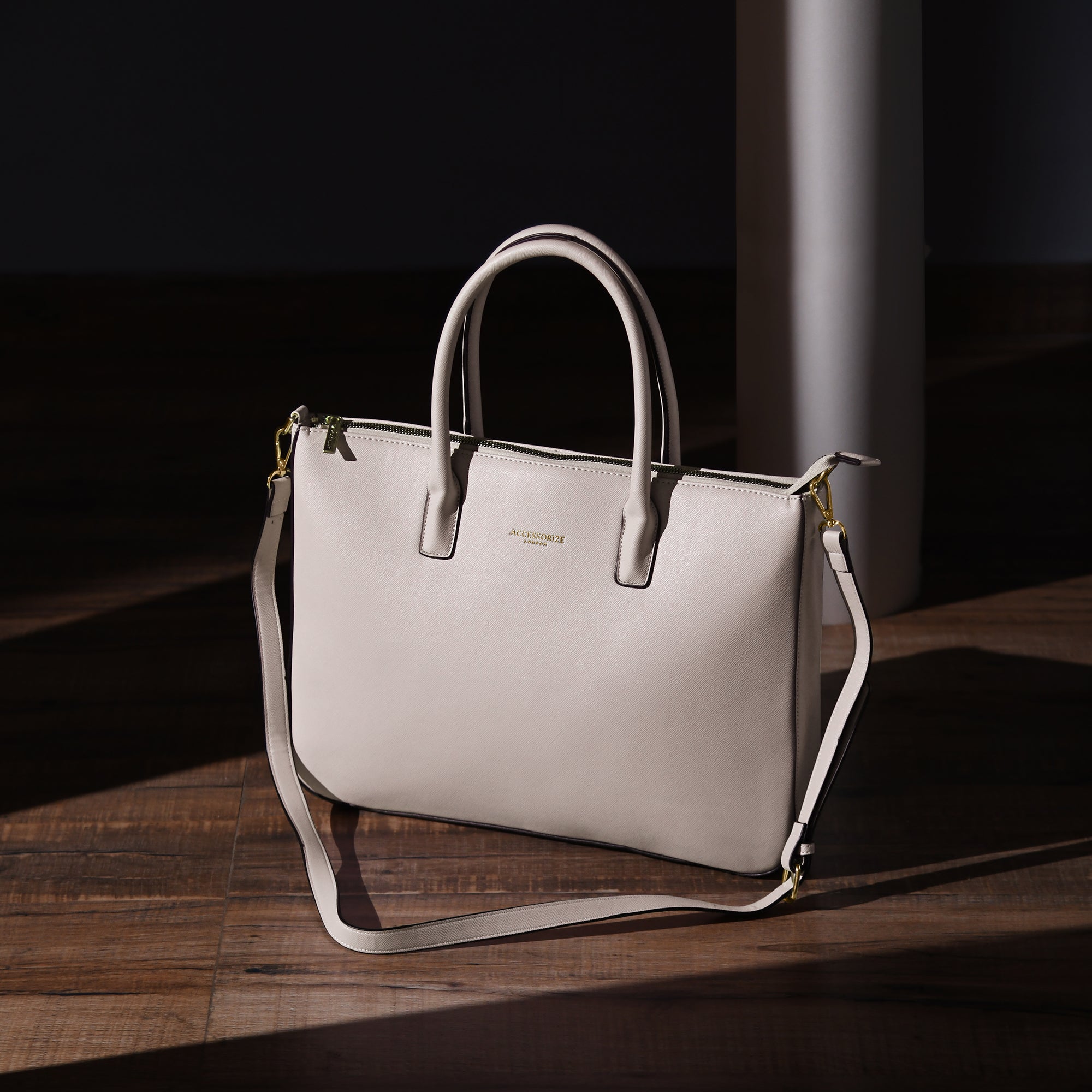 Handbags - Page 6 - Accessorize India