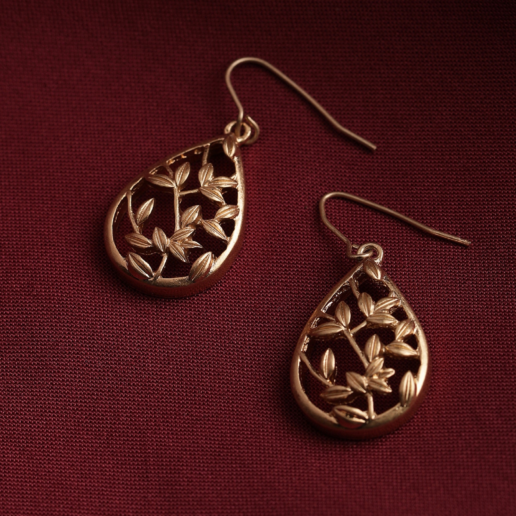 Buy Fashion Jewellery for Women Online - Accessorize India